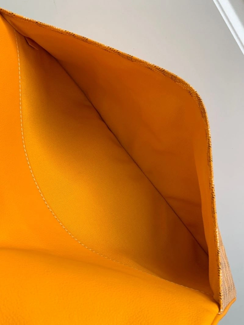 Inexpensive Goyard Clutch Bags