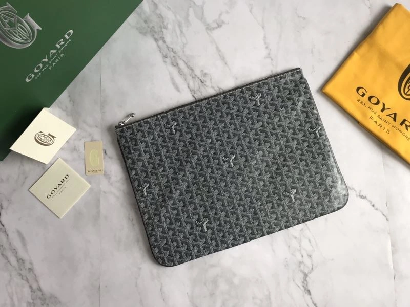 Budget-friendly Goyard Clutch Bags