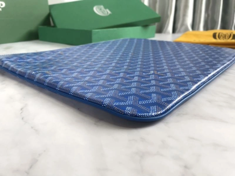Bargain Goyard Clutch Bags