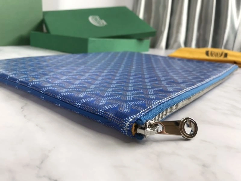 Bargain Goyard Clutch Bags