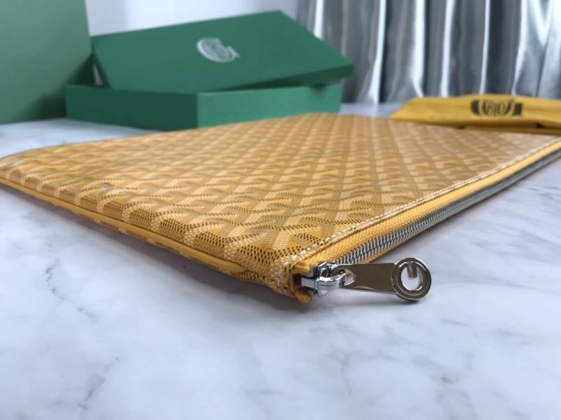 Budget-friendly Goyard Clutch Bags