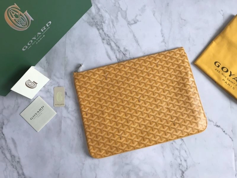 Budget-friendly Goyard Clutch Bags