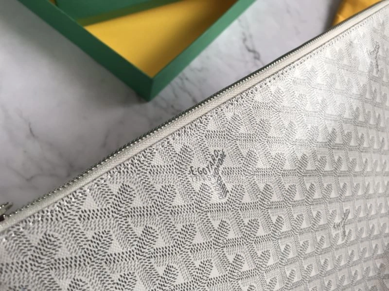 Budget-friendly Goyard Clutch Bags