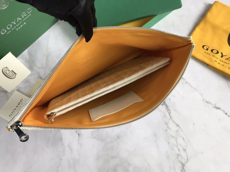 Budget-friendly Goyard Clutch Bags