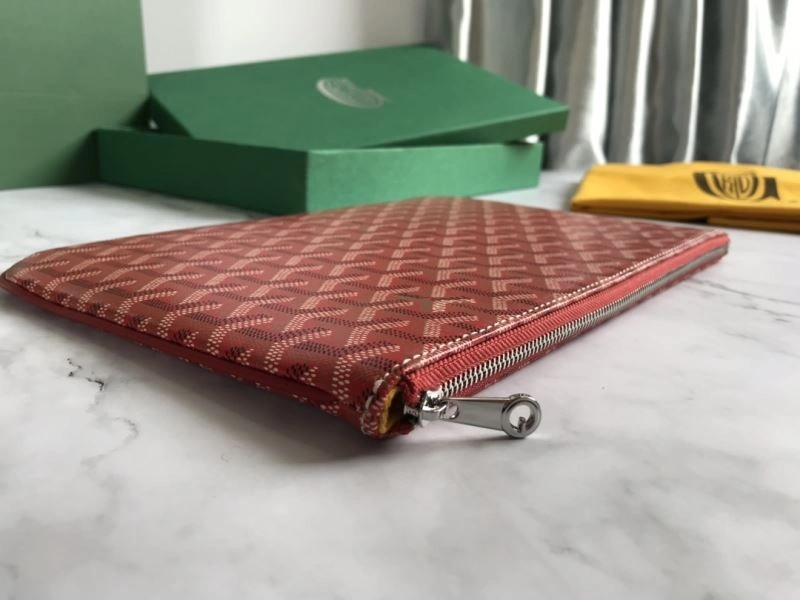 Budget-friendly Goyard Clutch Bags