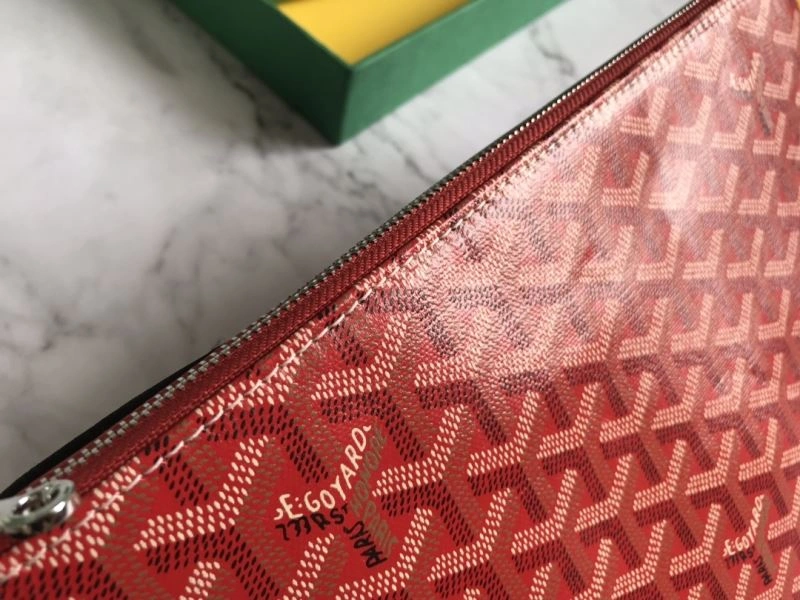 Budget-friendly Goyard Clutch Bags