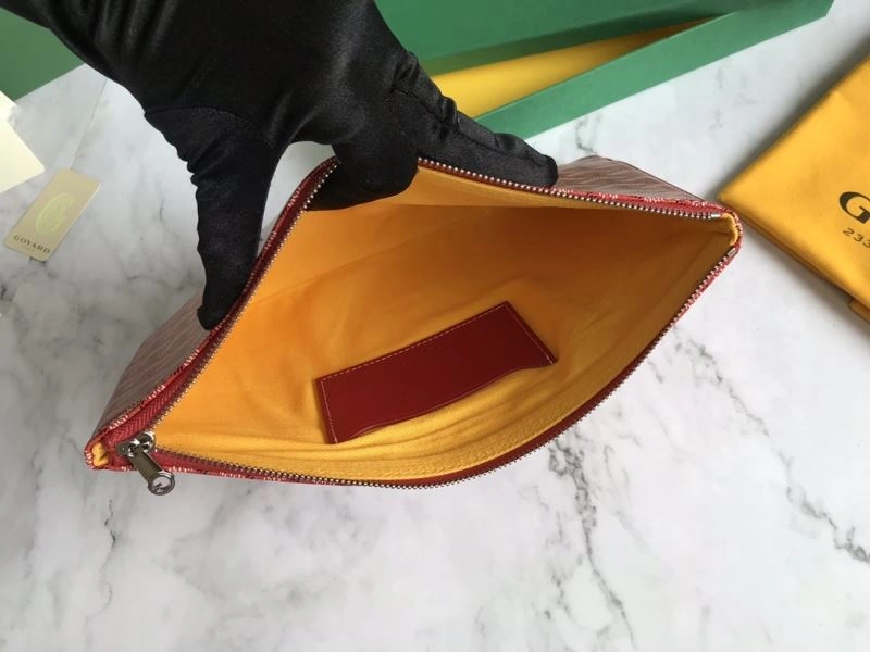 Budget-friendly Goyard Clutch Bags
