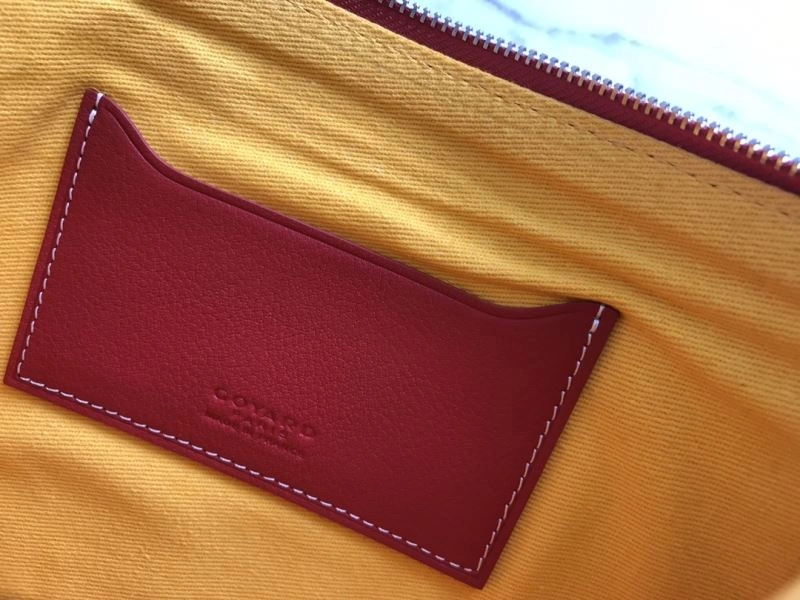 Budget-friendly Goyard Clutch Bags