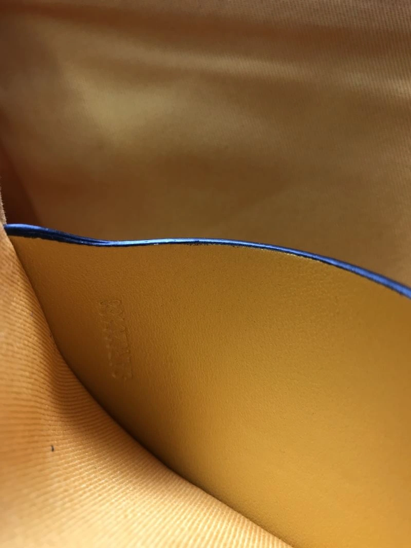 Budget-friendly Goyard Clutch Bags