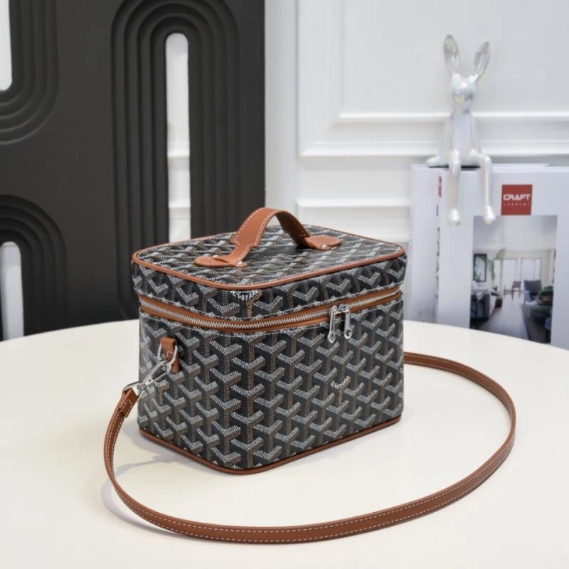 Top mirror Goyard Cosmetic Bags