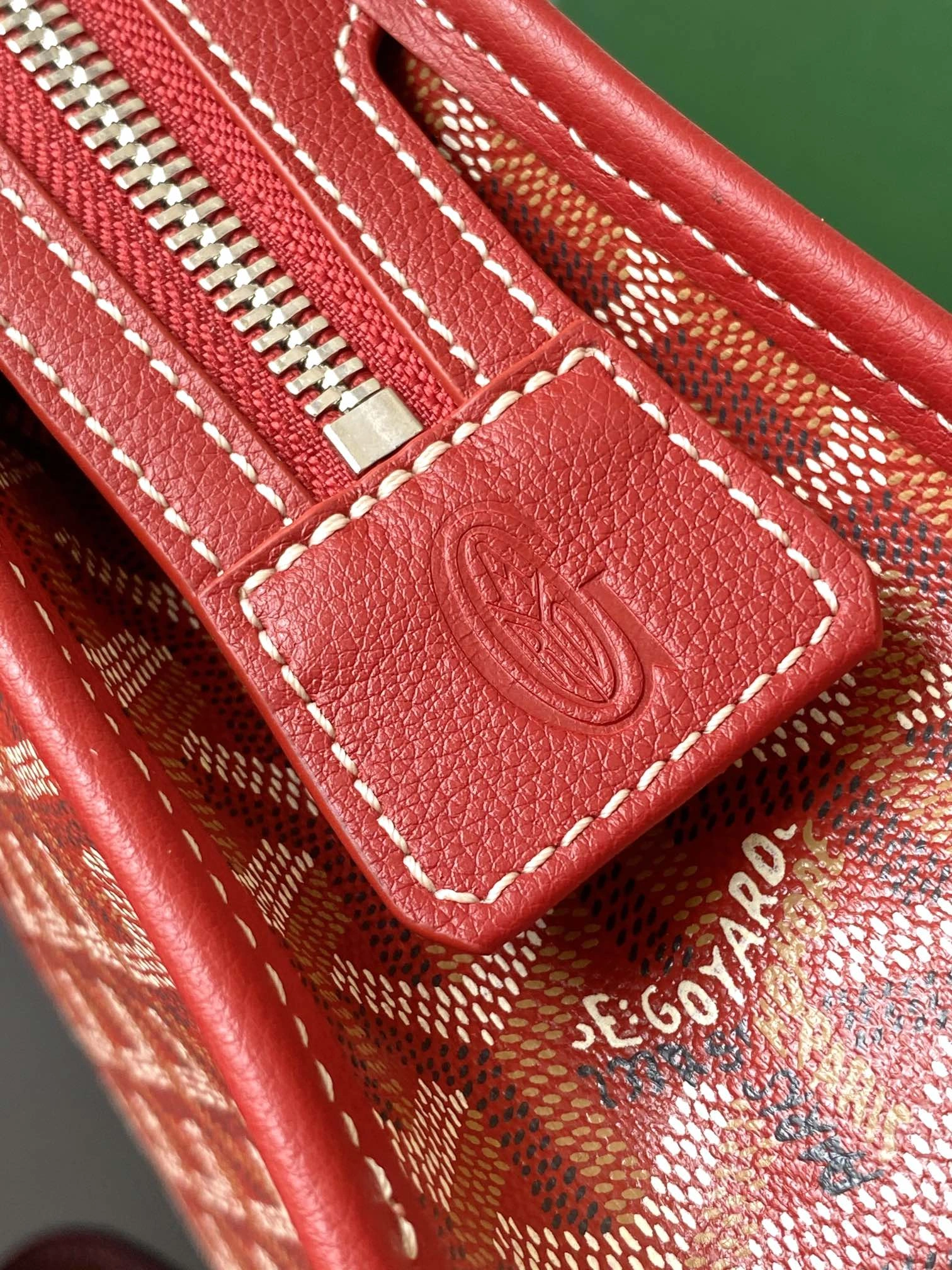 Value-priced Goyard Cosmetic Bags