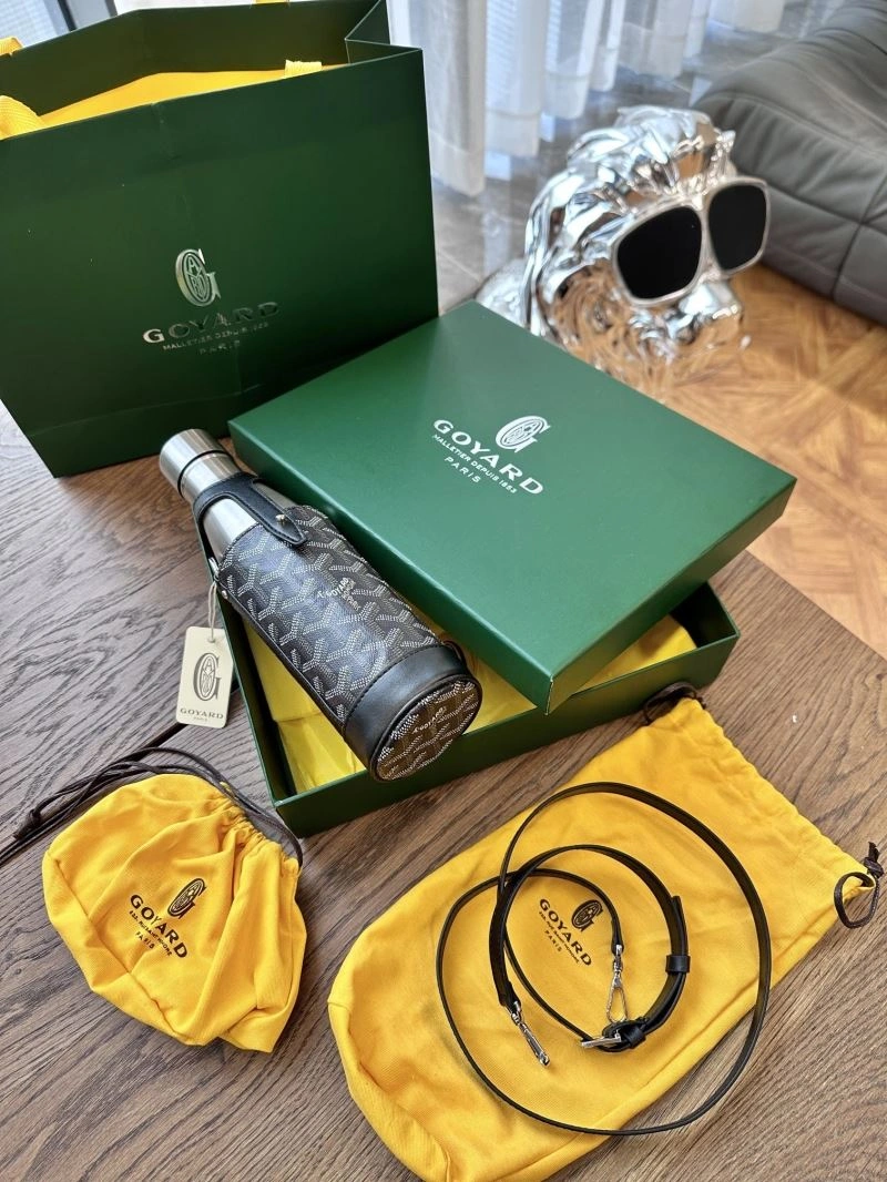 Top mirror Goyard Cups