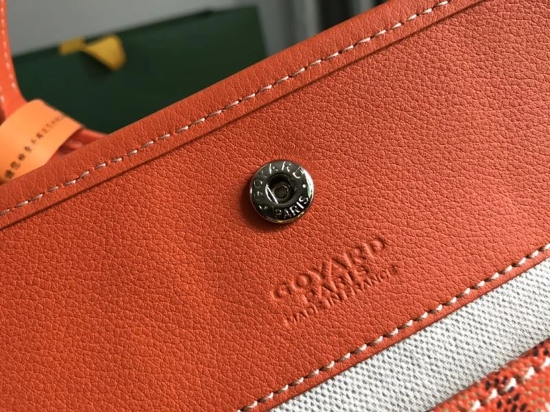 Brand-authenticated Goyard Hobo Bags