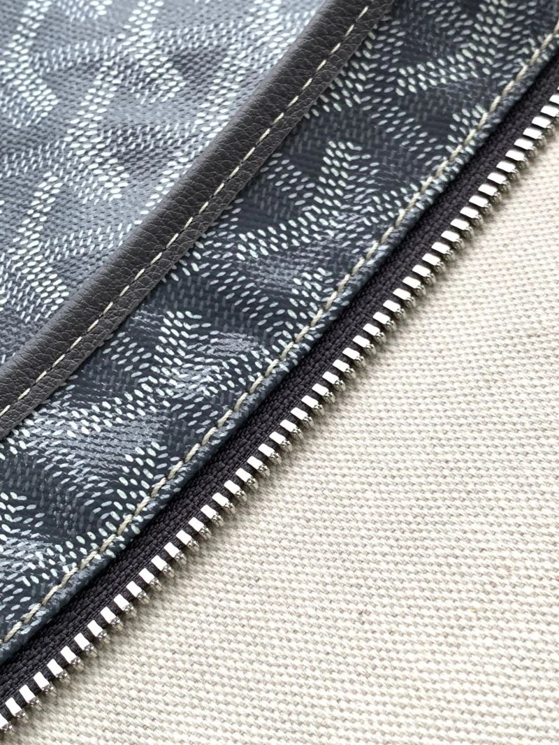 Low-cost Goyard Hobo Bags