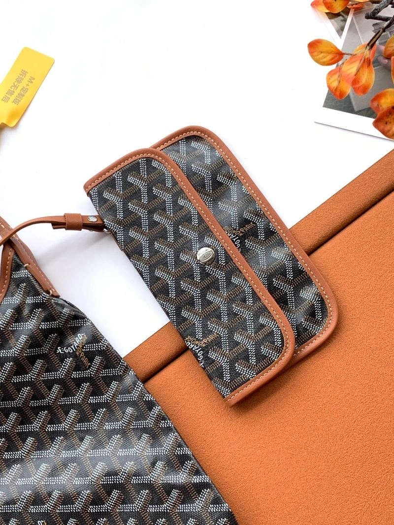Low-cost Goyard Hobo Bags