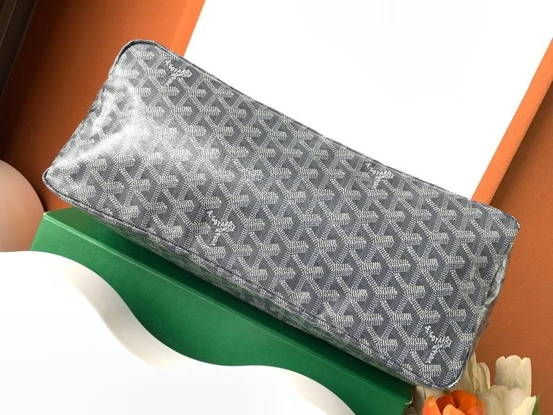 Affordable Goyard Hobo Bags