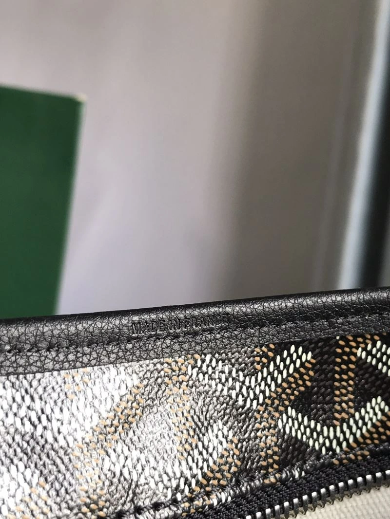 Low-cost Goyard Hobo Bags