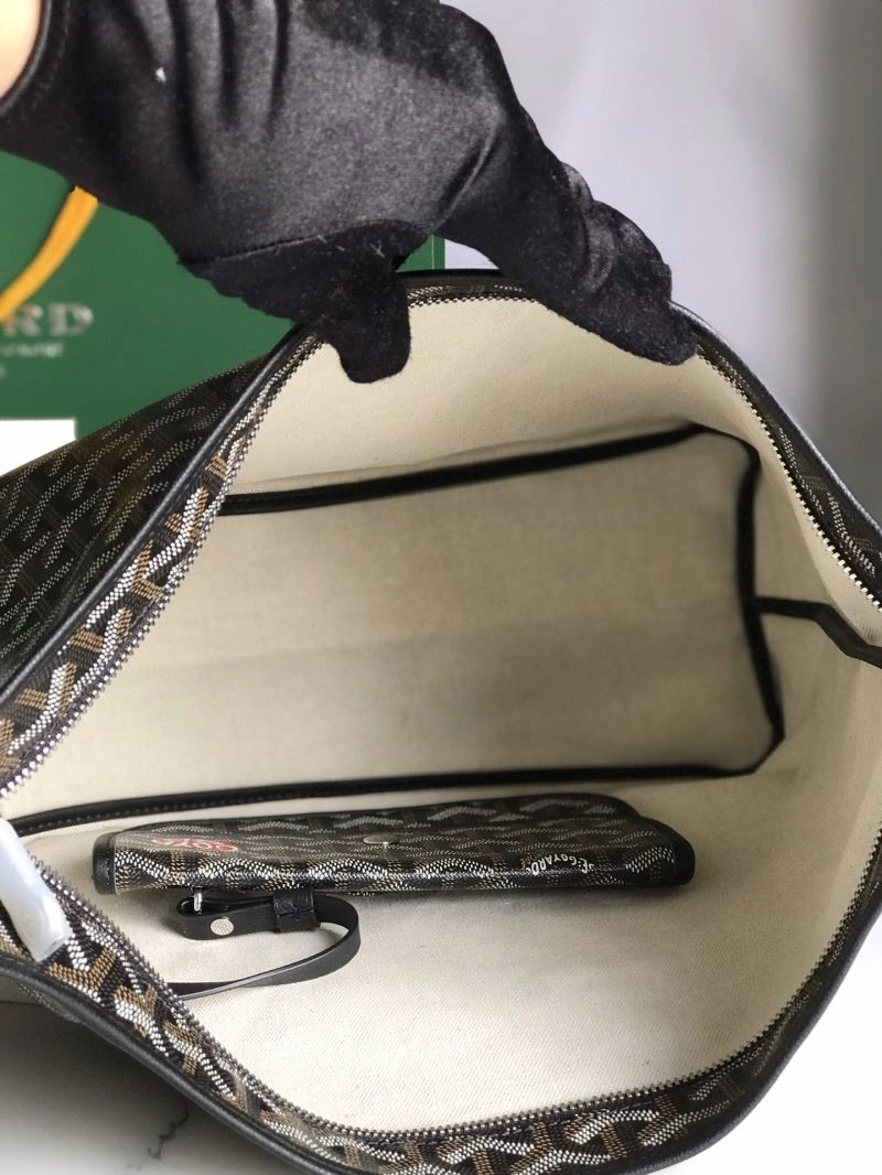 Low-cost Goyard Hobo Bags
