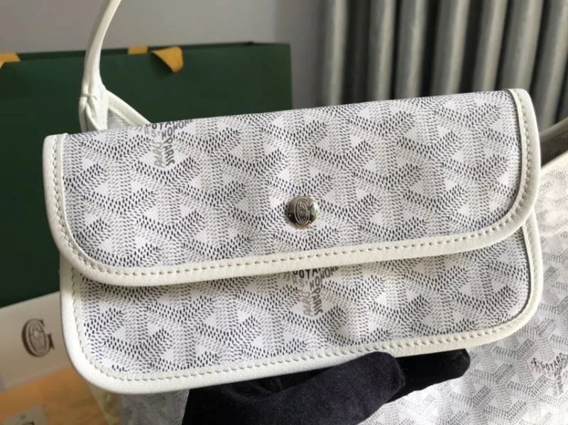 Inexpensive Goyard Hobo Bags