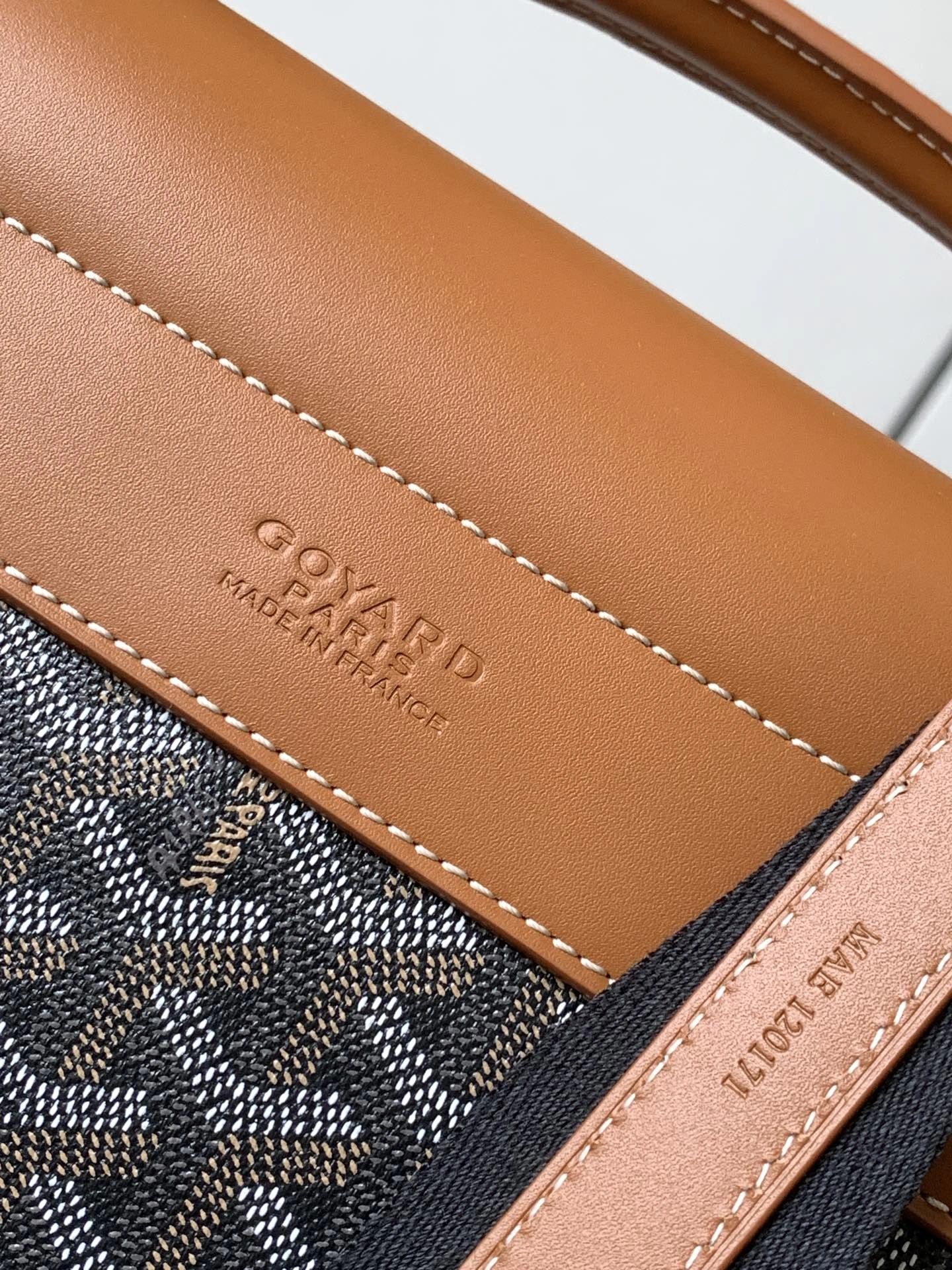 Reasonably priced Goyard Satchel Bags