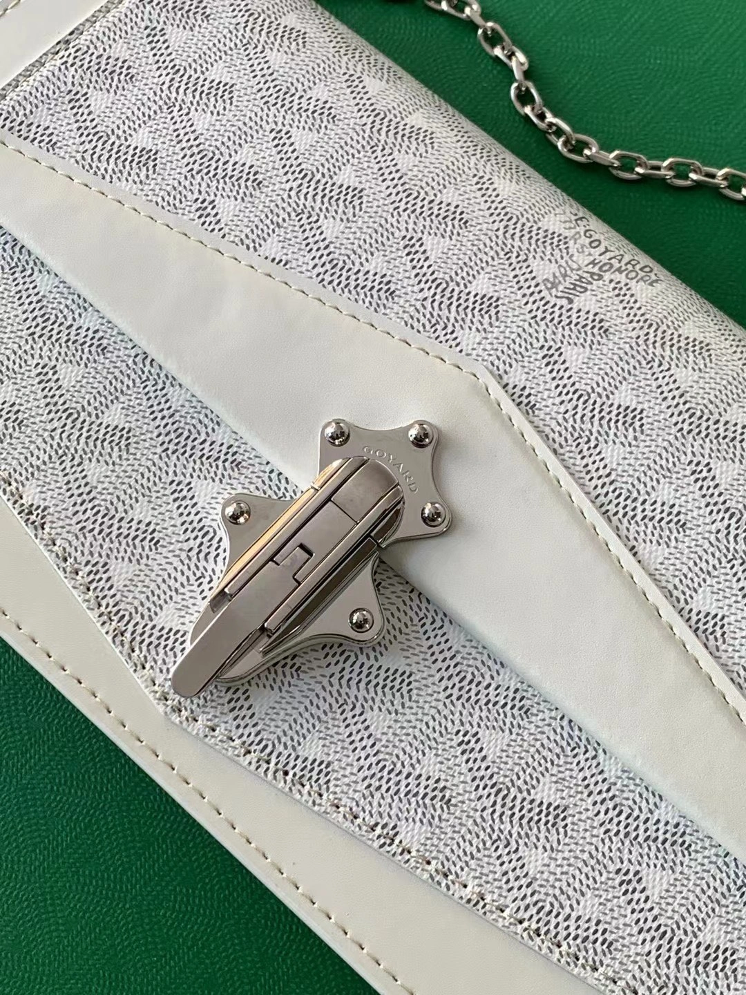 Value-priced Goyard Satchel Bags