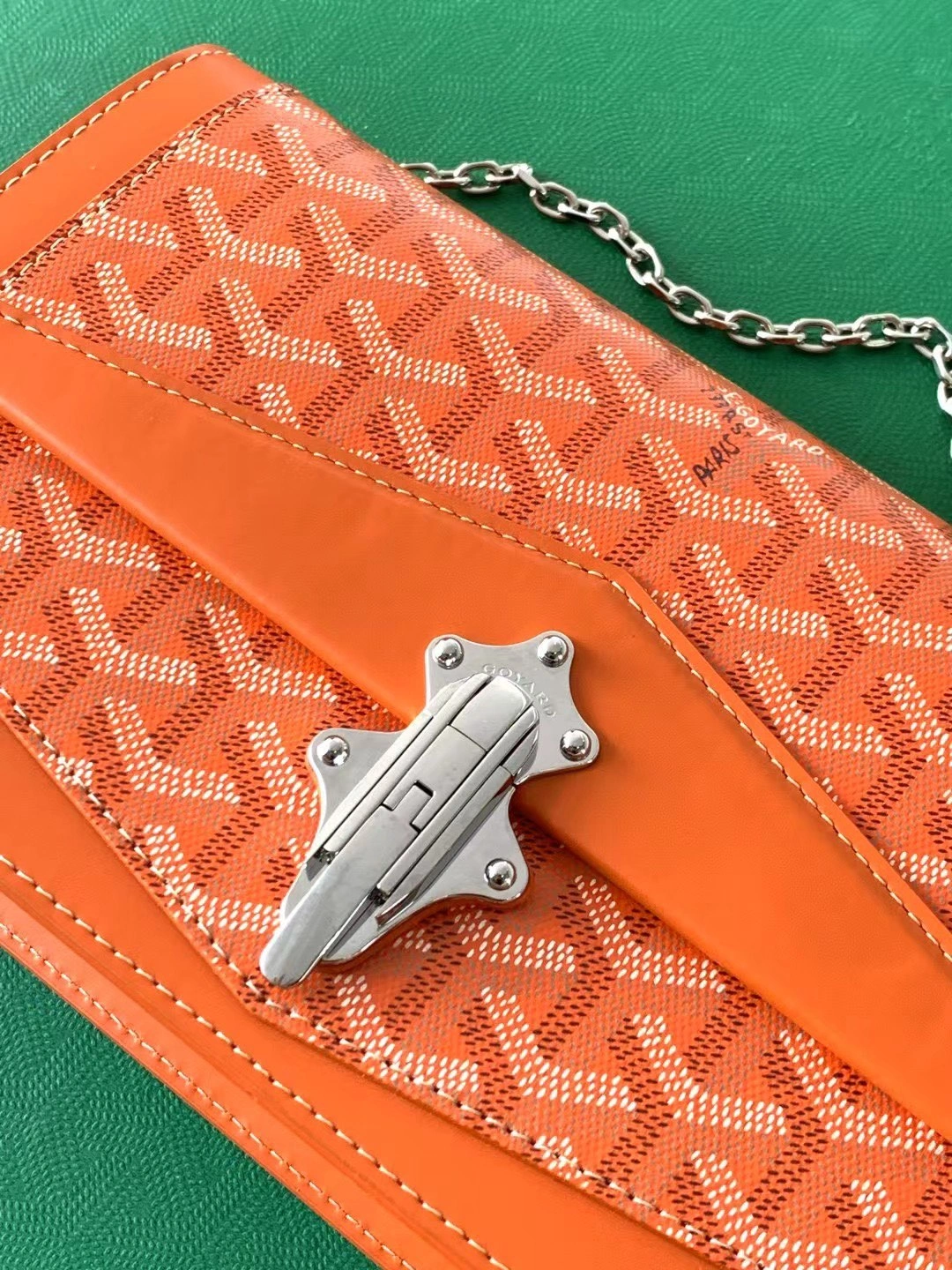 Reasonably priced Goyard Satchel Bags