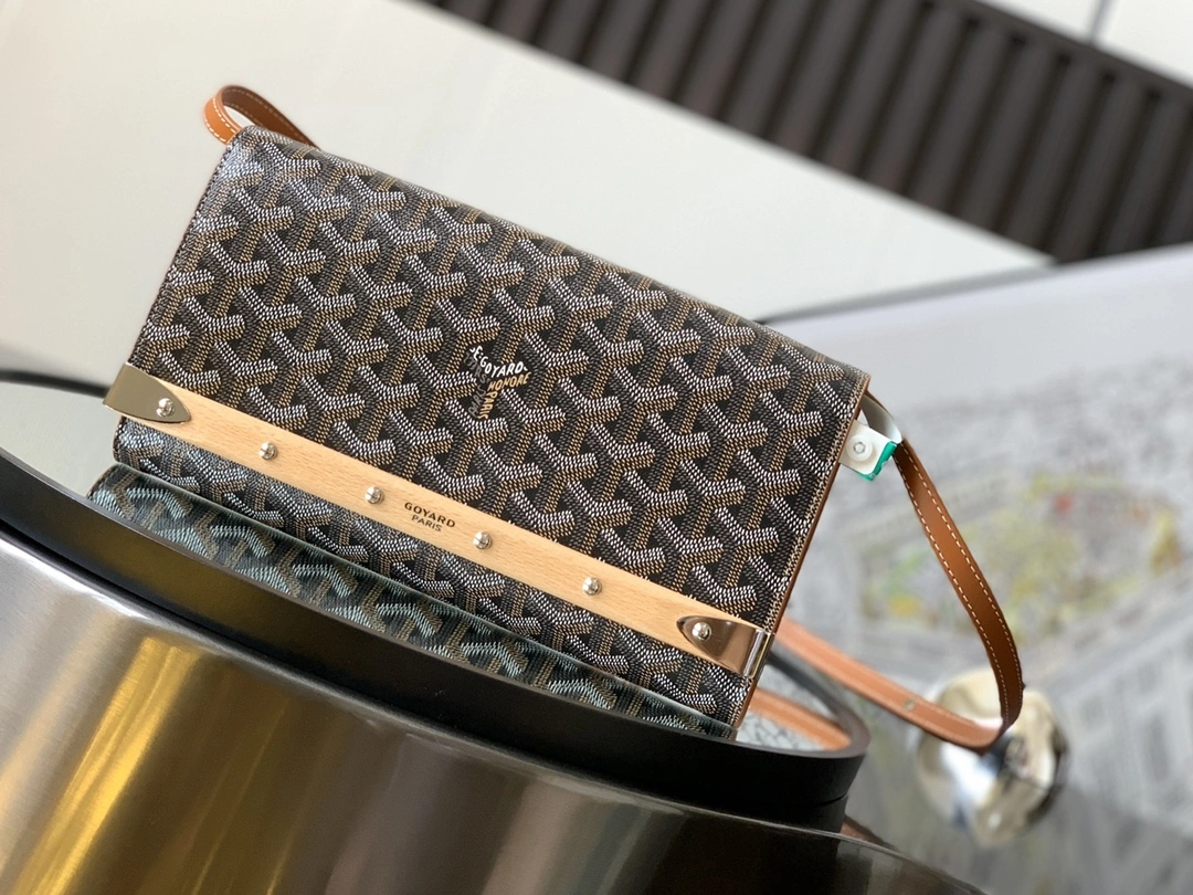 Goyard Satchel Bags