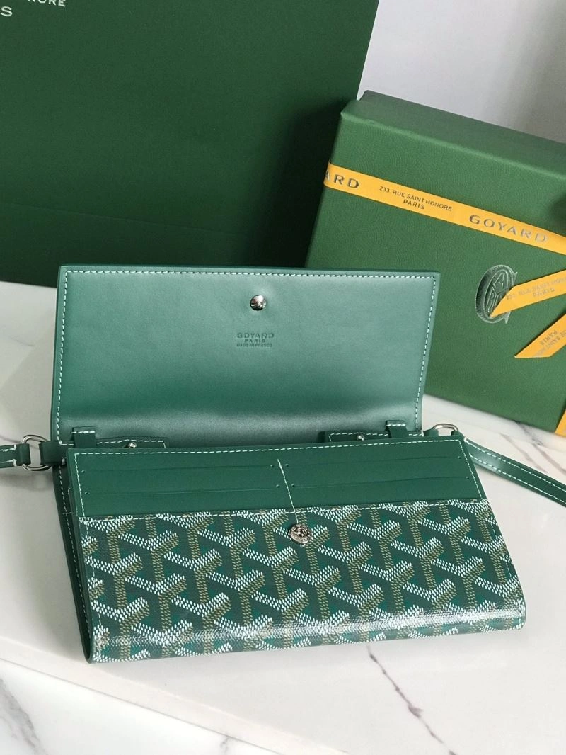 Value-priced Goyard Satchel Bags