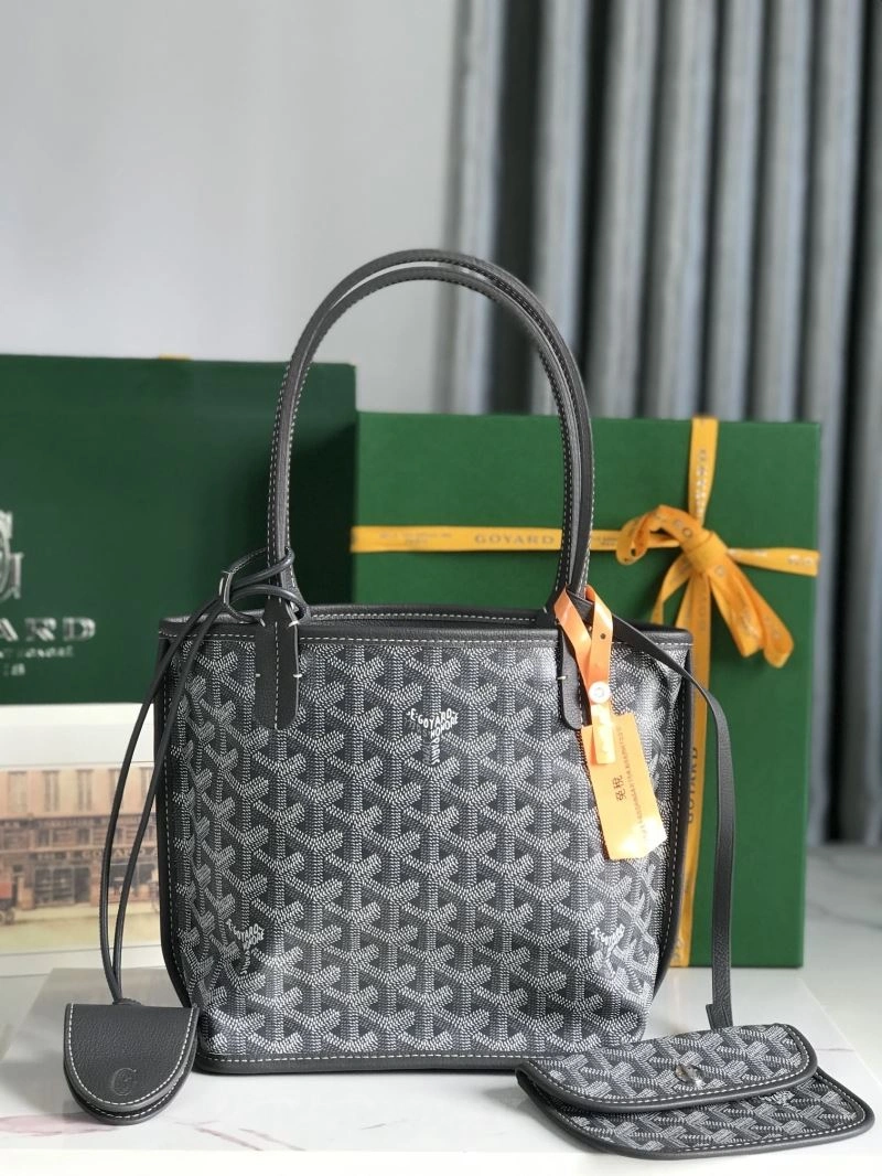 Affordable Goyard Shopping Bags