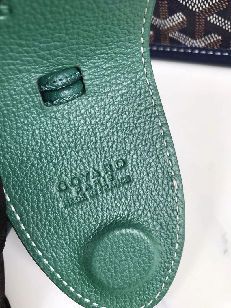 Value-priced Goyard Shopping Bags