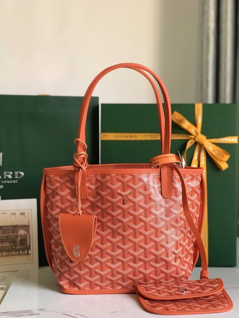 Goyard Shopping Bags