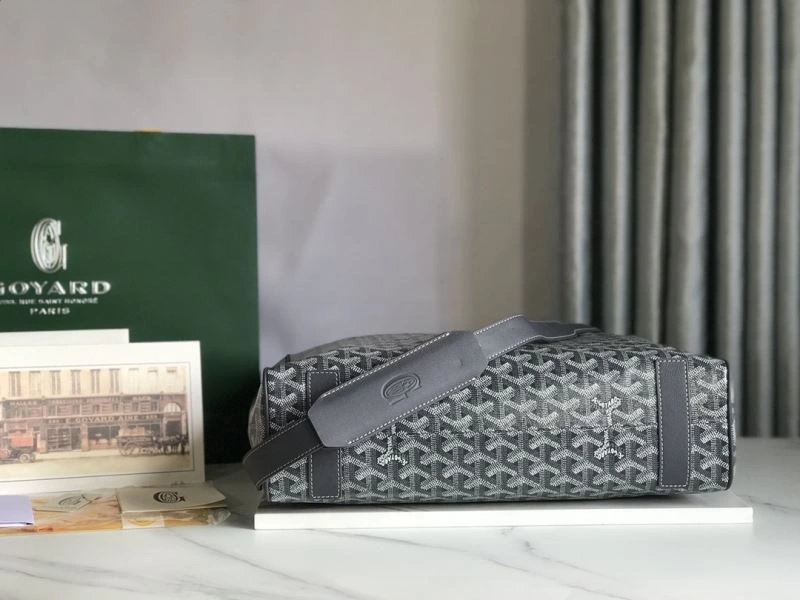 Low-cost Goyard Shopping Bags