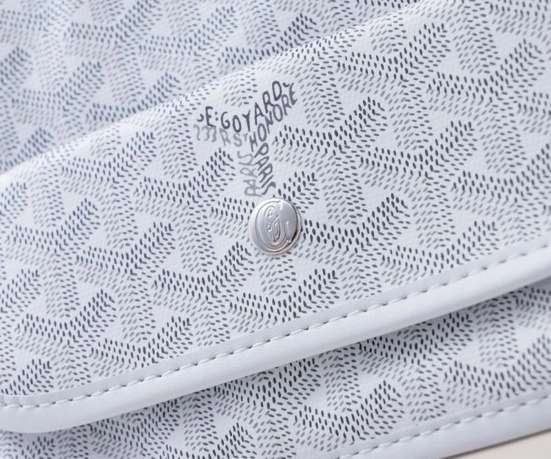 Inexpensive Goyard Shopping Bags