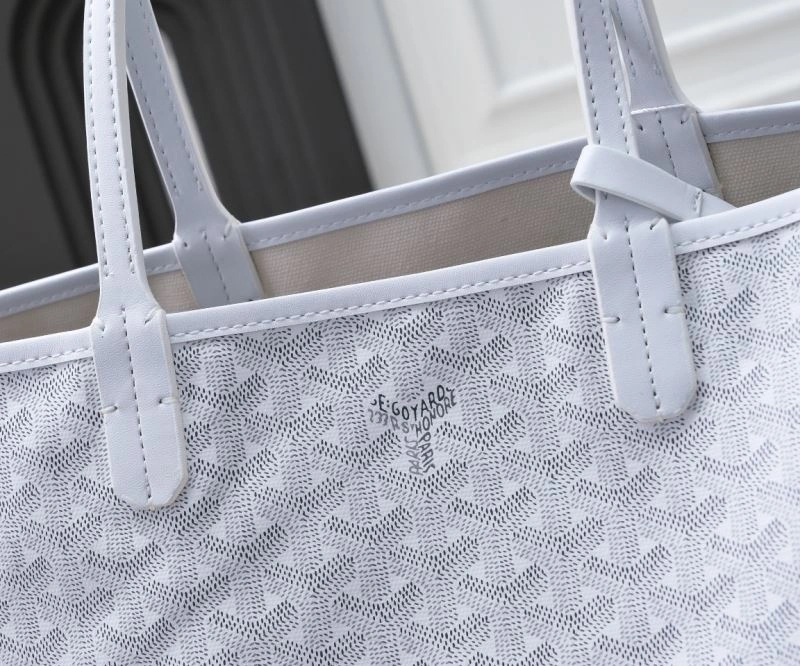 Inexpensive Goyard Shopping Bags