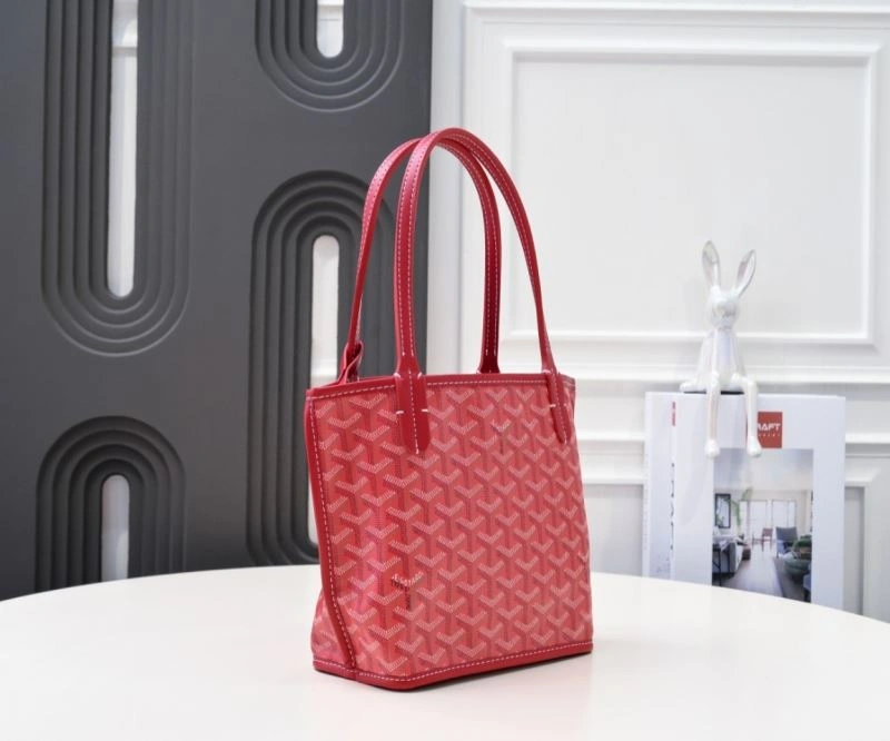 Value-priced Goyard Shopping Bags