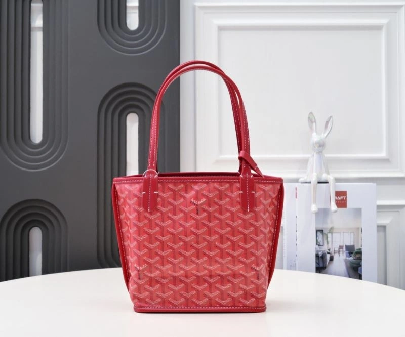 Value-priced Goyard Shopping Bags