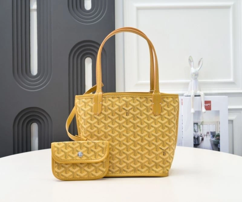 Goyard Shopping Bags
