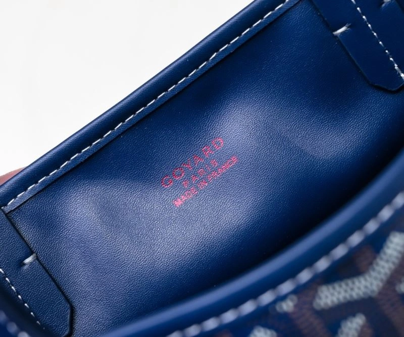 Indistinguishable Goyard Shopping Bags
