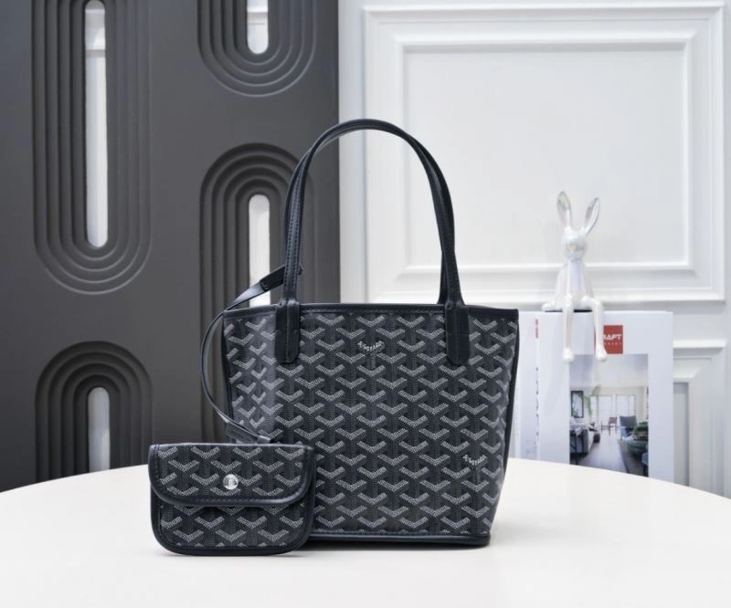 Goyard Shopping Bags