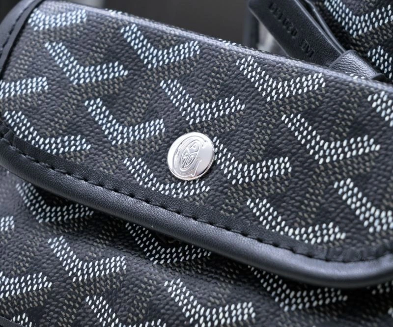 Cut-rate Goyard Shopping Bags