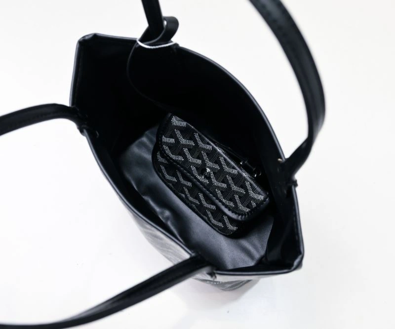 Cut-rate Goyard Shopping Bags