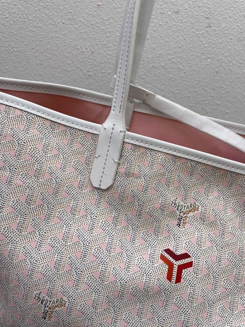 Reasonably priced Goyard Shopping Bags