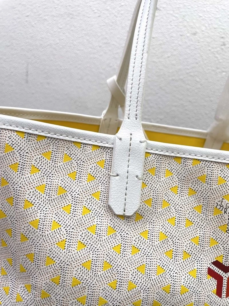 Indistinguishable Goyard Shopping Bags