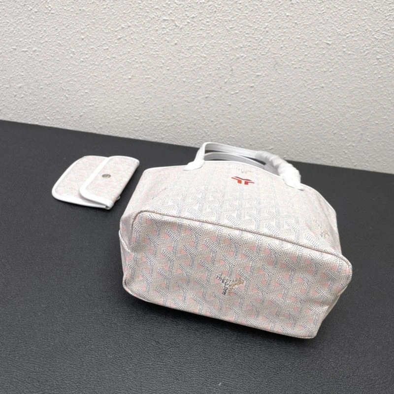 Affordable Goyard Shopping Bags