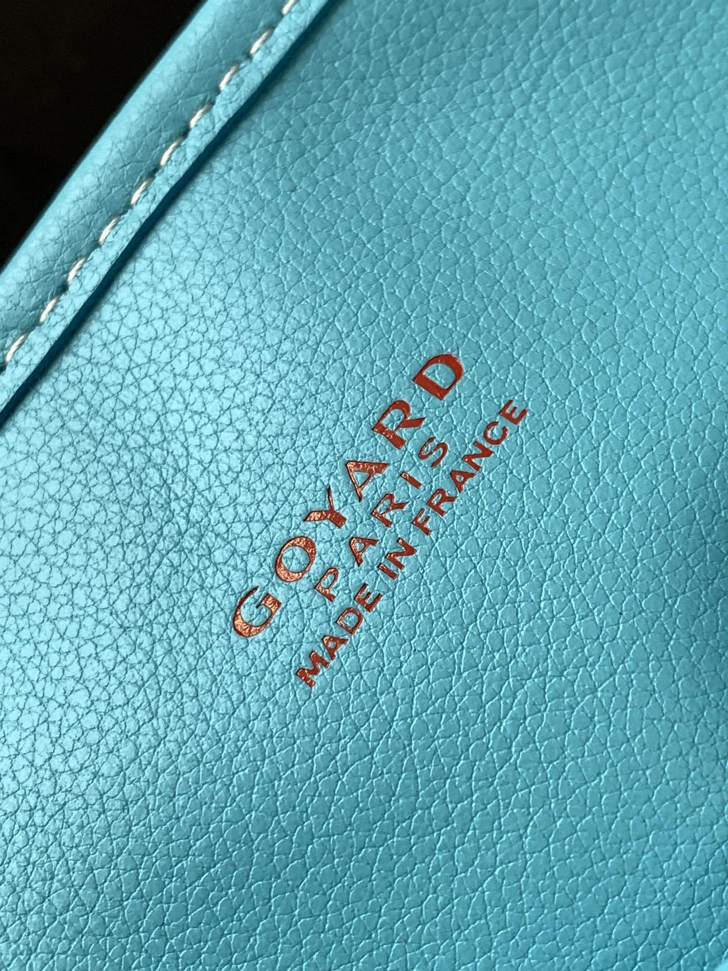 Value-priced Goyard Shopping Bags
