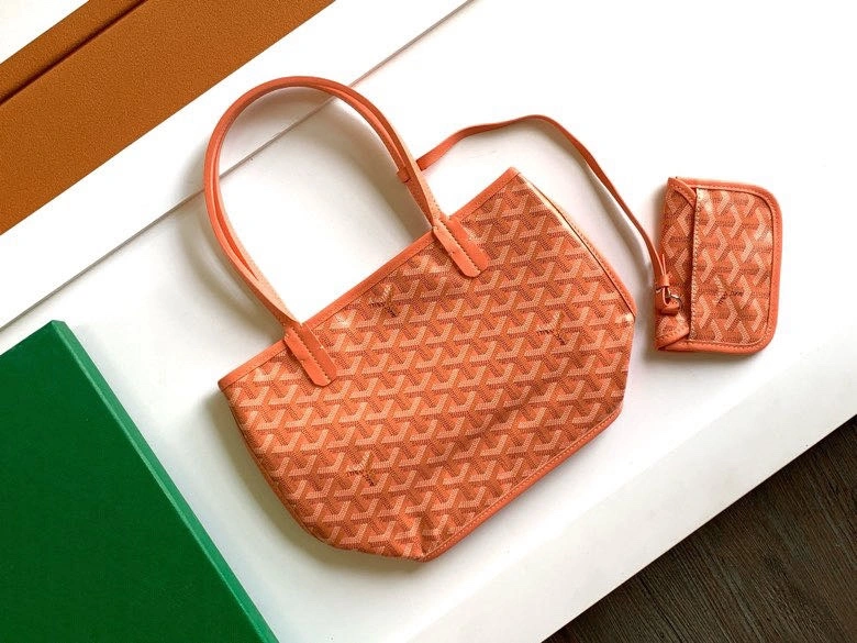 Goyard Shopping Bags