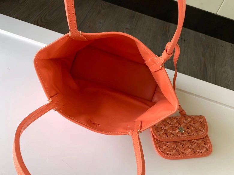 Bargain Goyard Shopping Bags