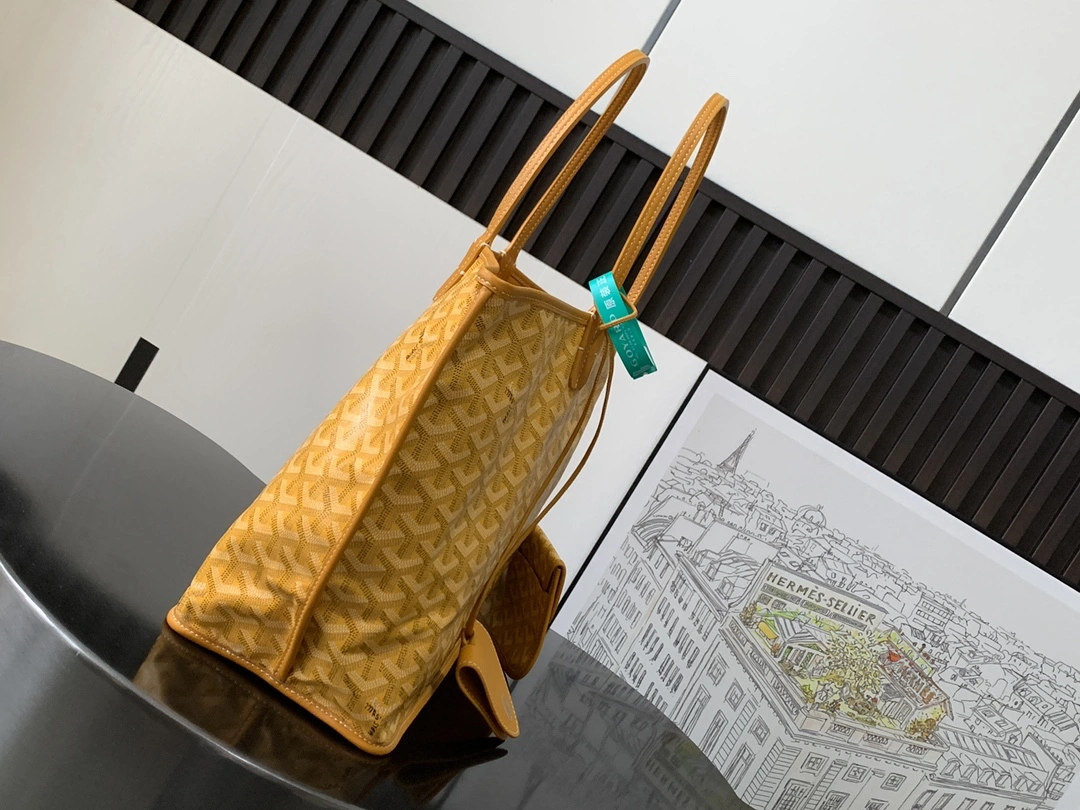 Bargain Goyard Shopping Bags