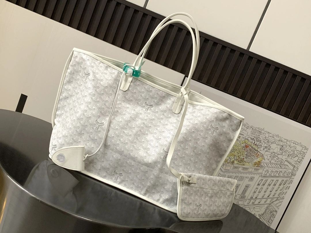 Low-cost Goyard Shopping Bags