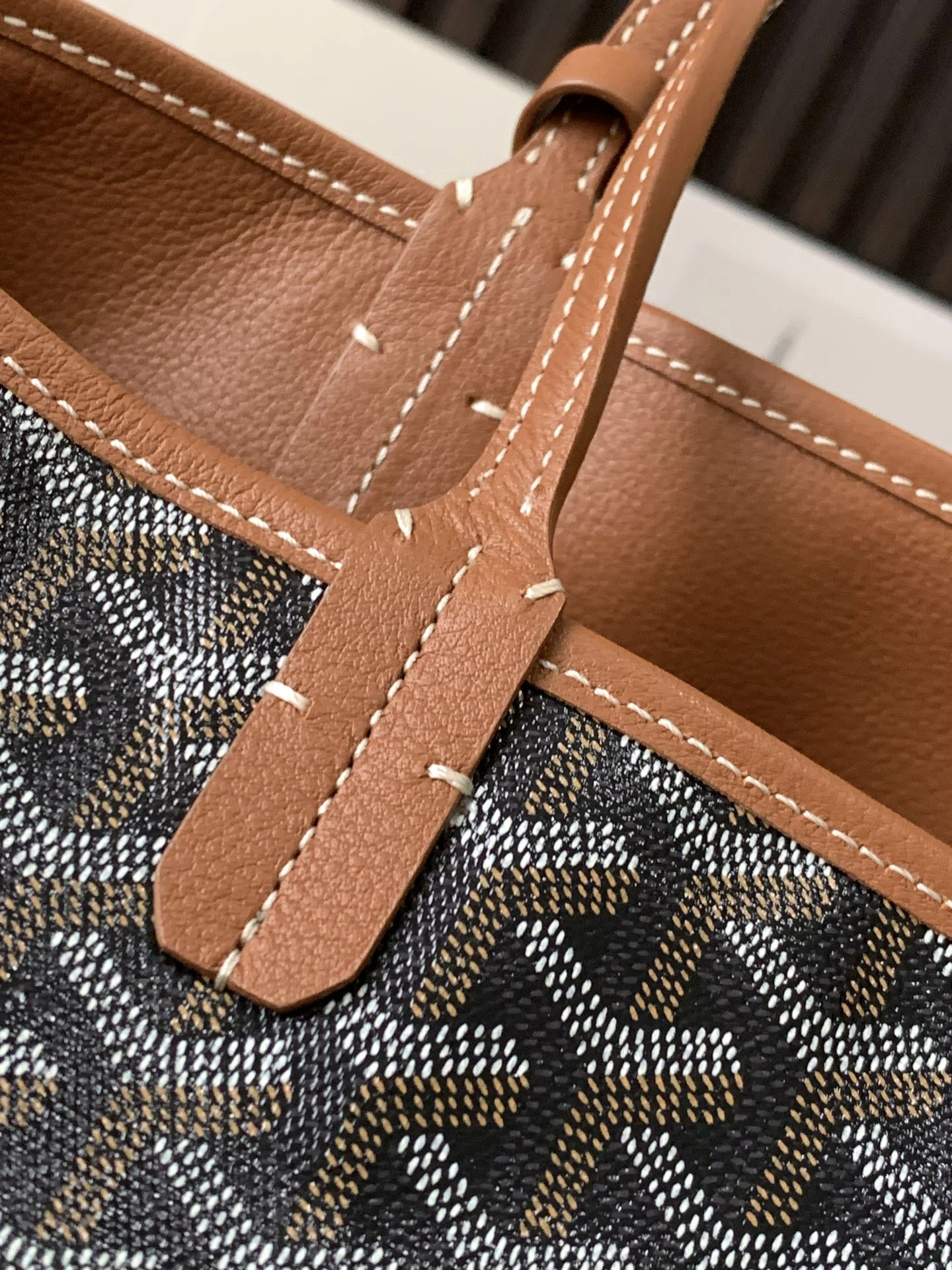 Brand-authenticated Goyard Shopping Bags